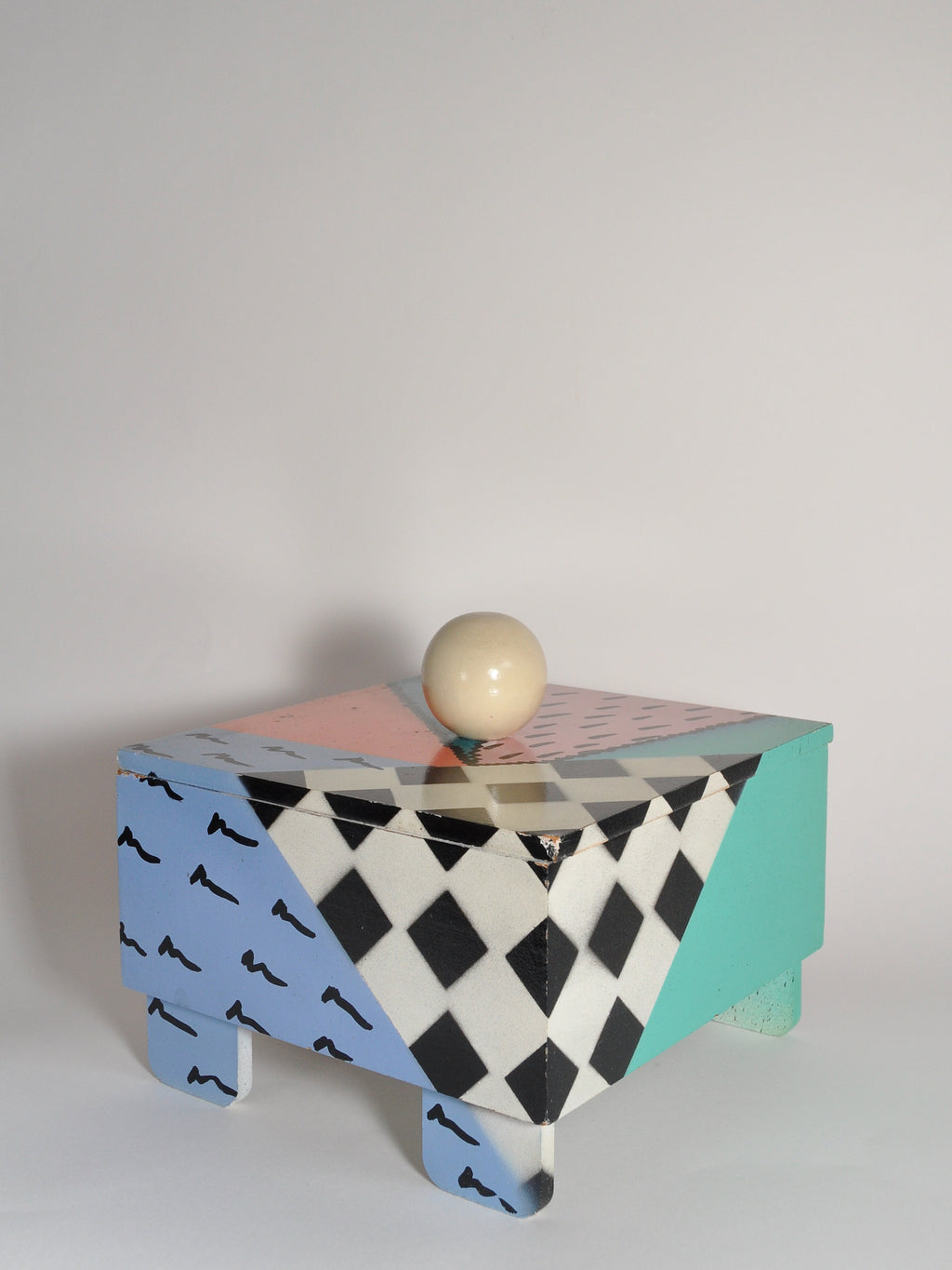 Late 1980s / Early 1990s Hollis Fingold Handmade Memphis Style Box, Si ...